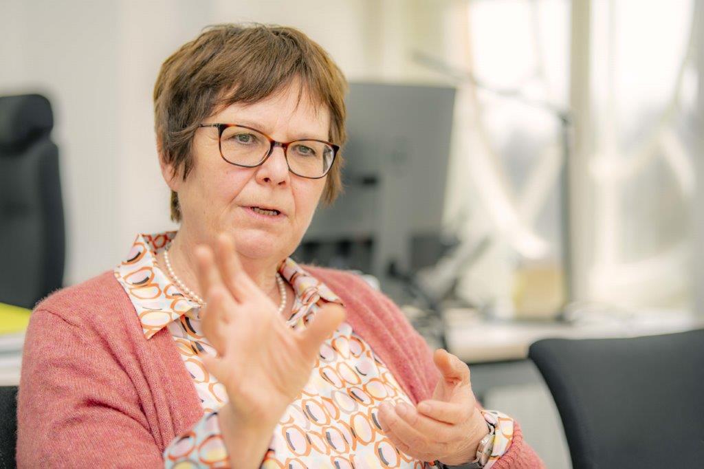 Barbara Höhle: The University of Potsdam is looking forward to the GDNÄ ...